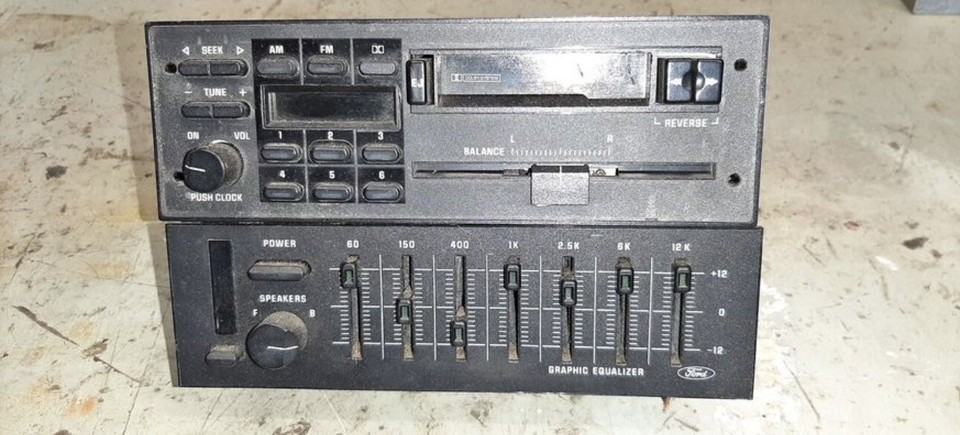 91-92 Ford Mustang OEM Radio & Graphic Equalizer Dolby Cassette Premium ...