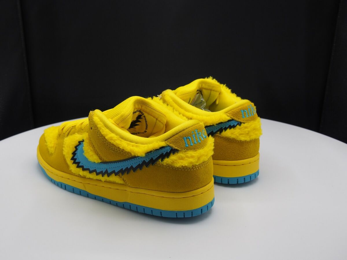 Nike SB Dunk Low x Grateful Dead Nike SB Dunk Low x Grateful Dead