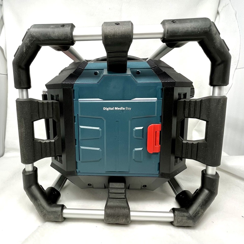Bosch GPB18V-5CN 18V Cordless Lithium Ion Power Box Jobsite Radio ...