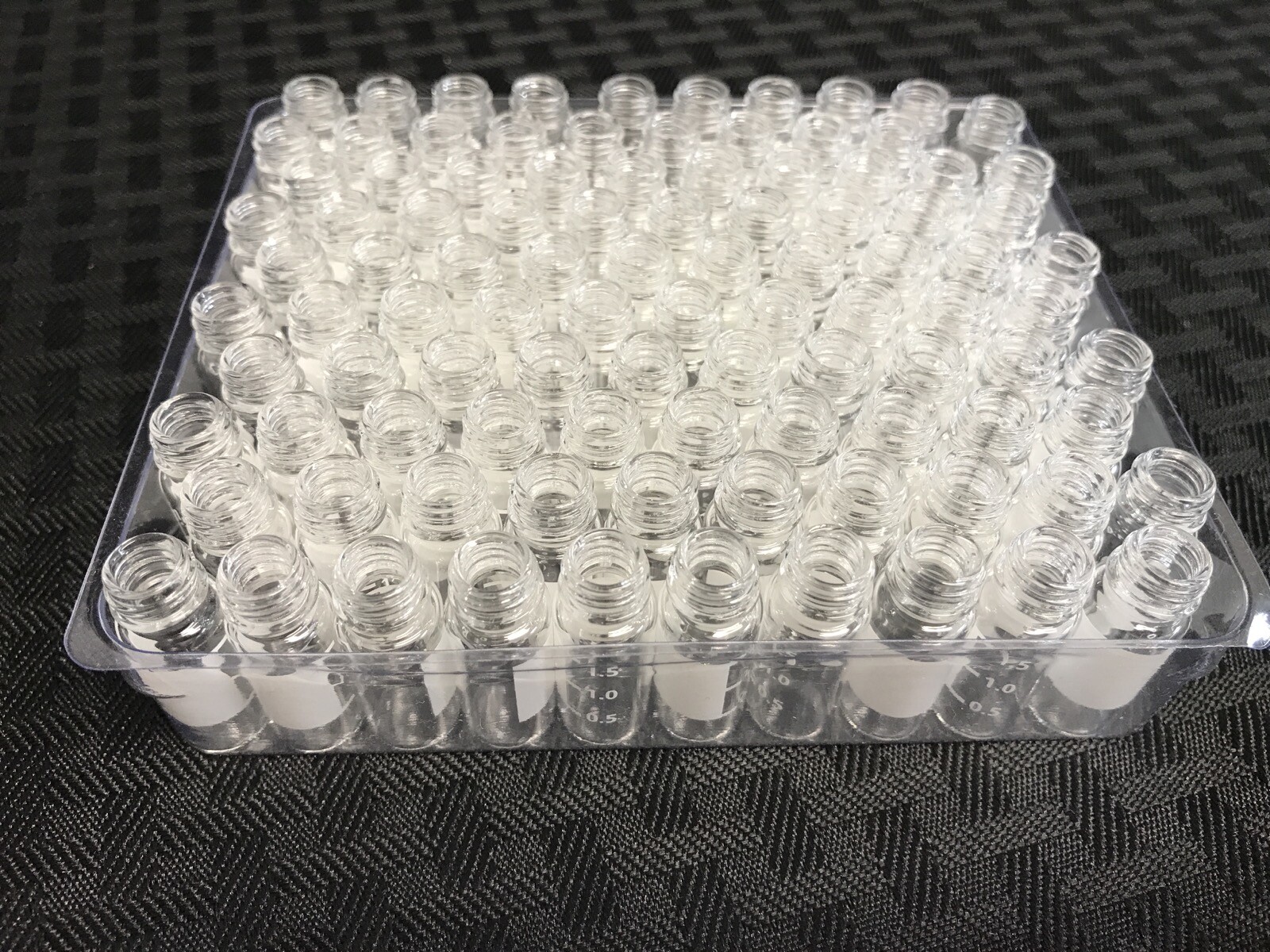(99) NATIONAL SCIENTIFIC 2mL Surestop Clear Glass Graduated Vial ...