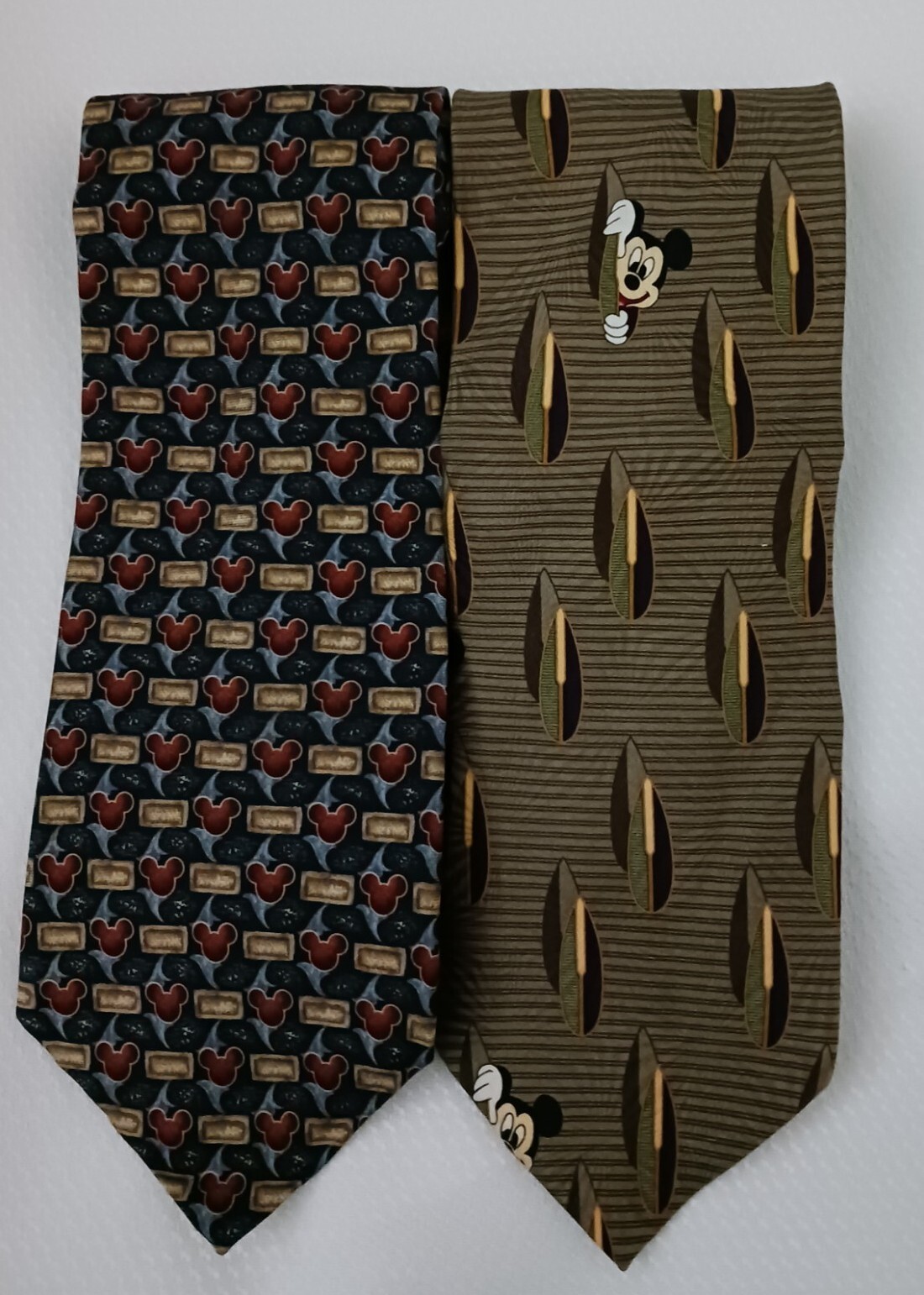 Mens (2) Walt Disney World Mickey Mouse 100% Silk Ties - Gem