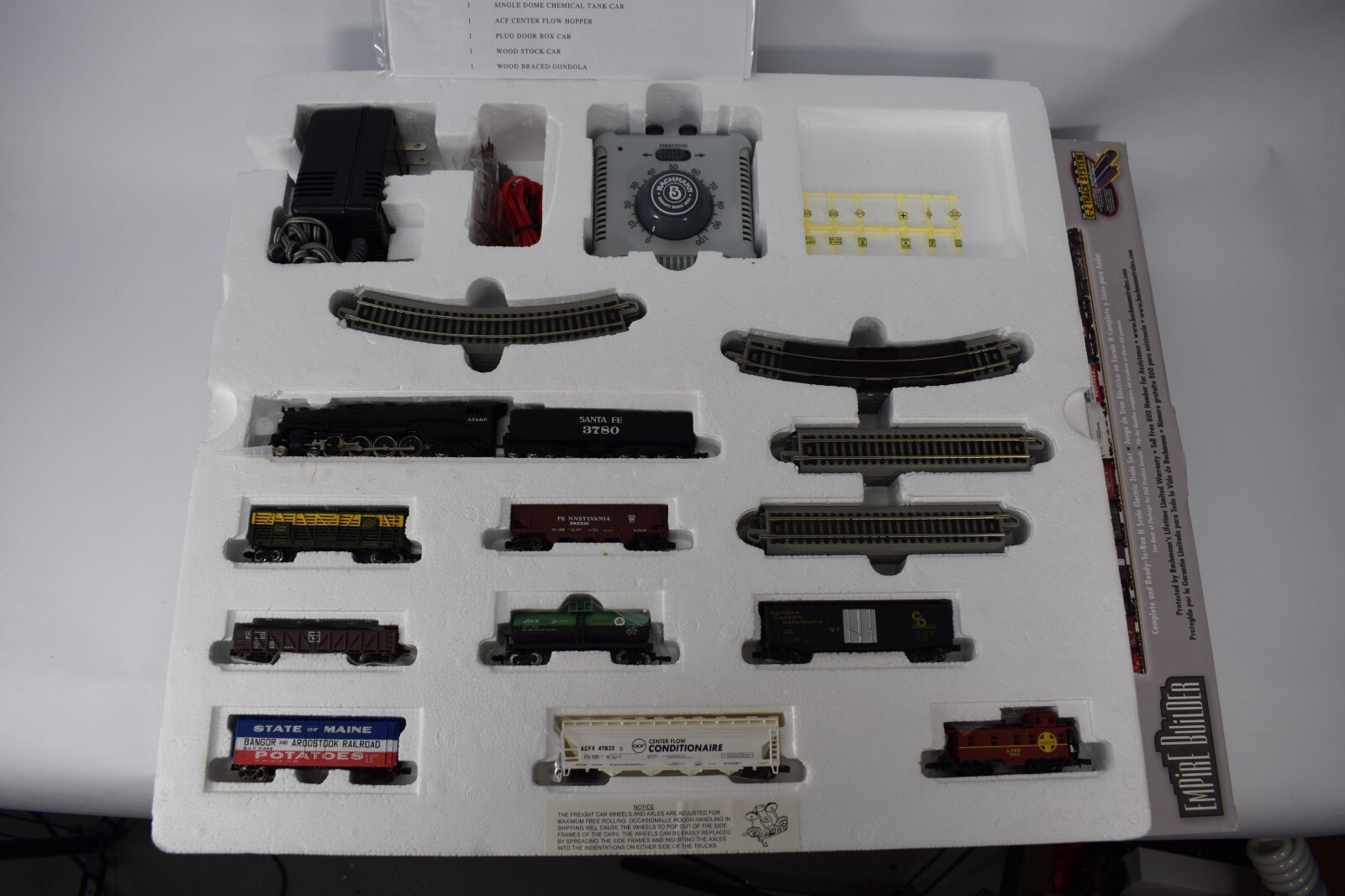 Bachmann Empire Builder N Scale Train Set A.T. & S.F. Santa Fe 3780 ...