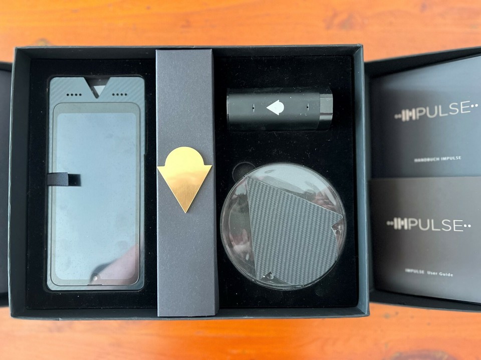 4 NEW Impulse K1 Cell Phone from CryptoData - 2 Black, 2 Gold - All ...