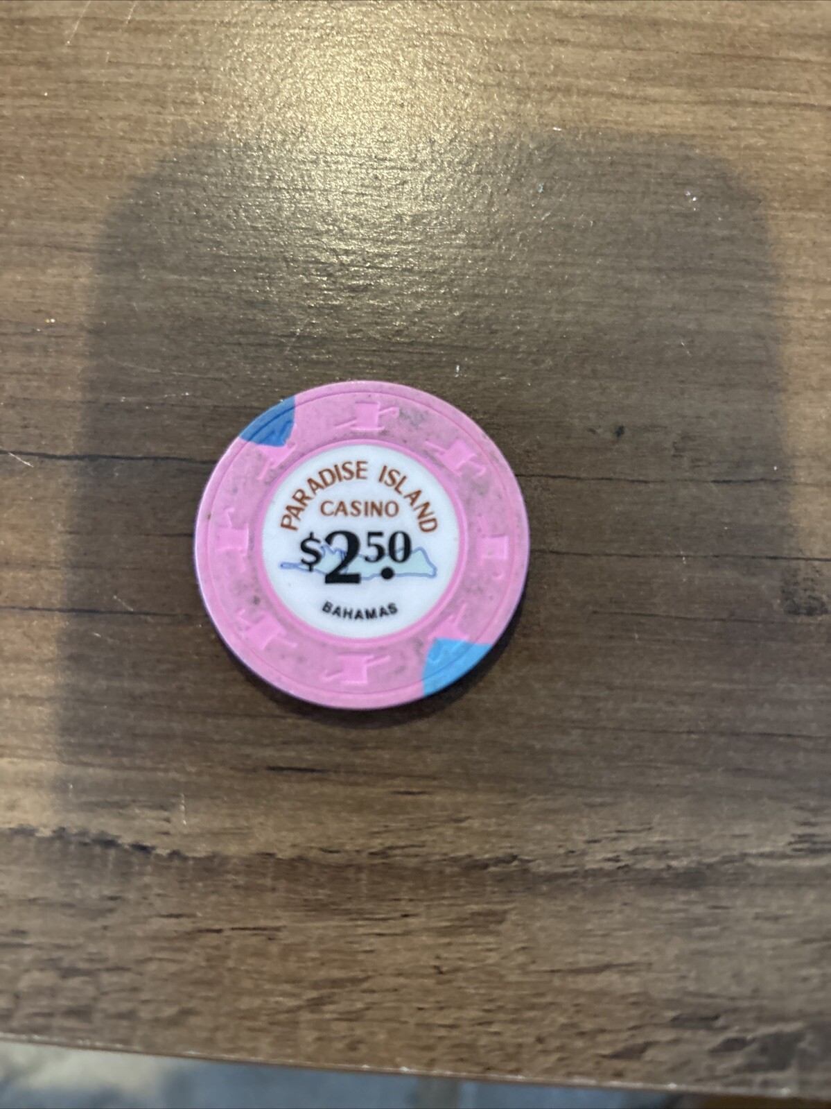 (NICE) $2.50 PARADISE ISLAND CASINO CHIP POKER CHIP BAHAMAS GAMBLING ...