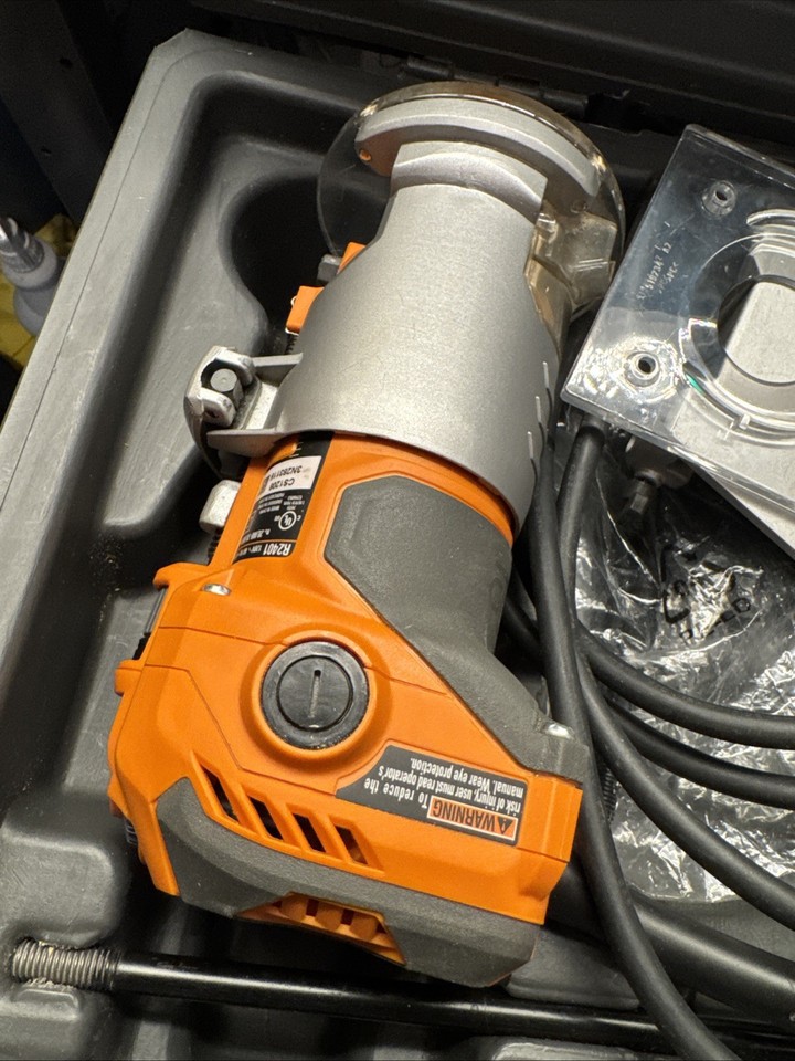 RIDGID 5.5 Amp Compact Fixed-Base Corded Router R2401 - Tested, Works ...