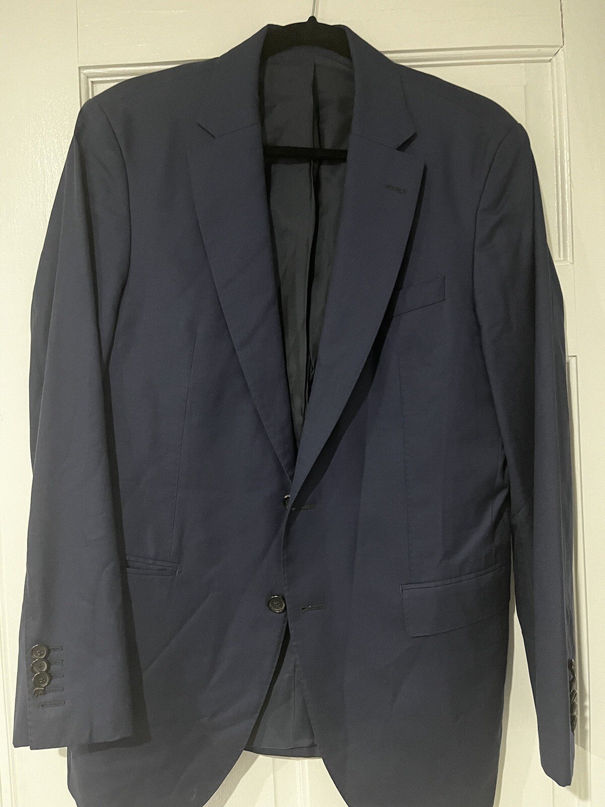 Hugo Boss Signature Line 3 piece navy suit 38R - Gem