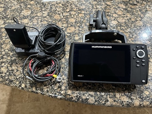 HUMMINGBIRD HELIX 7 CHIRP SI GPS G2. Head Unit, Transducer, Mount and ...