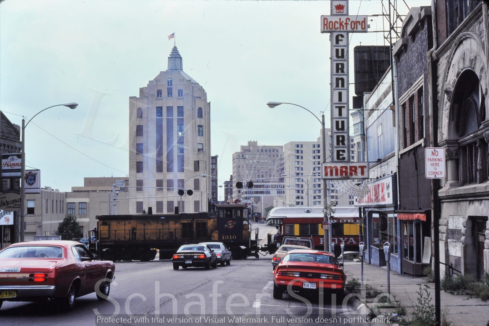 Original Slide CNW MP-15 Royal American Circus train at Rockford IL Aug ...