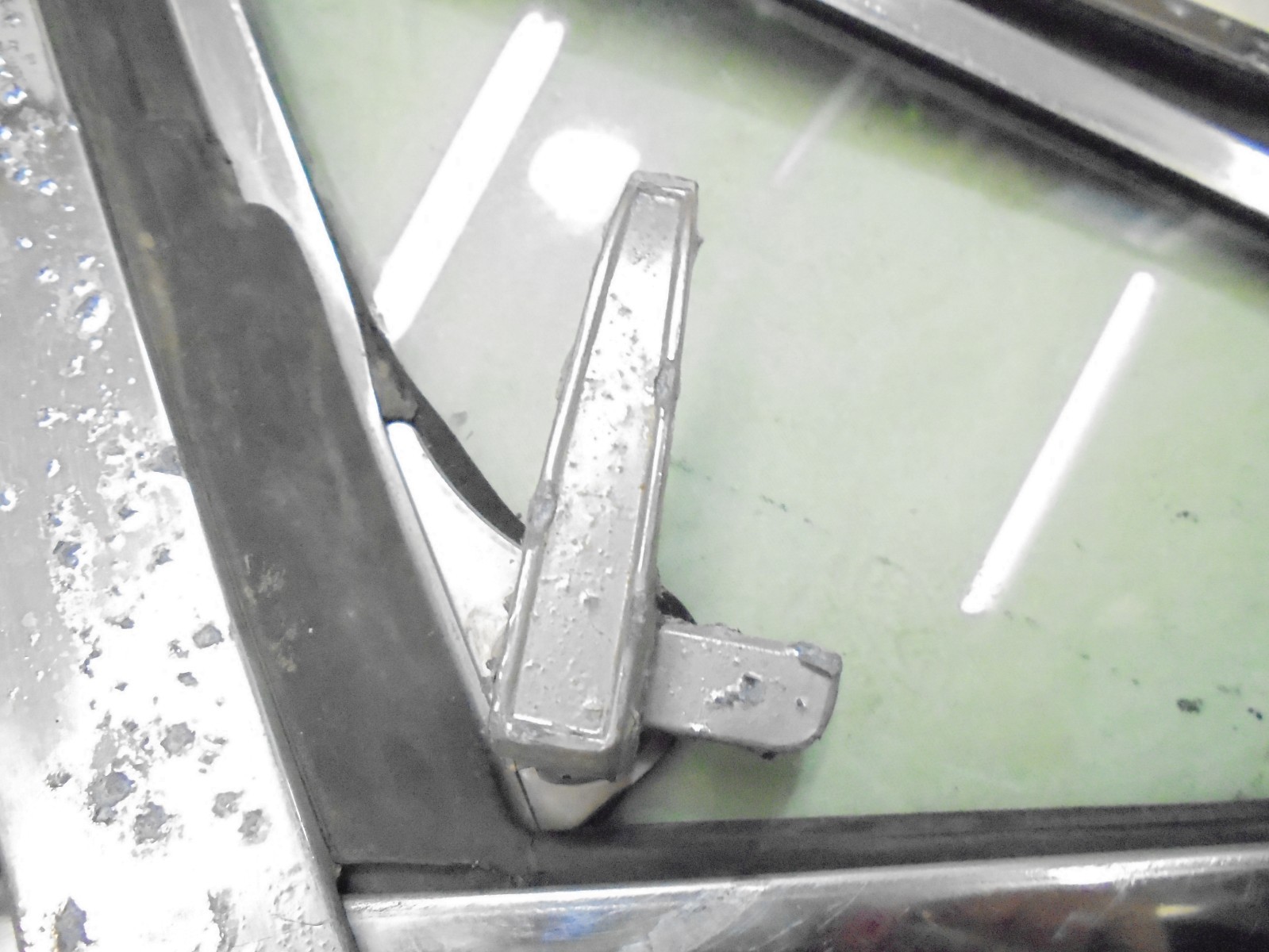 1967-1968 Mustang Vent Window Glass Assembly - Tinted - Passenger | eBay