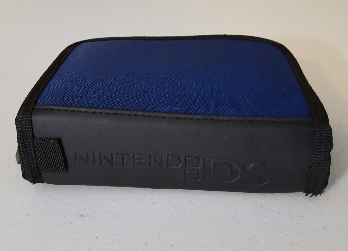 Nintendo DS Carrying Travel Case Holds Console, Games, Pens, Charger ...