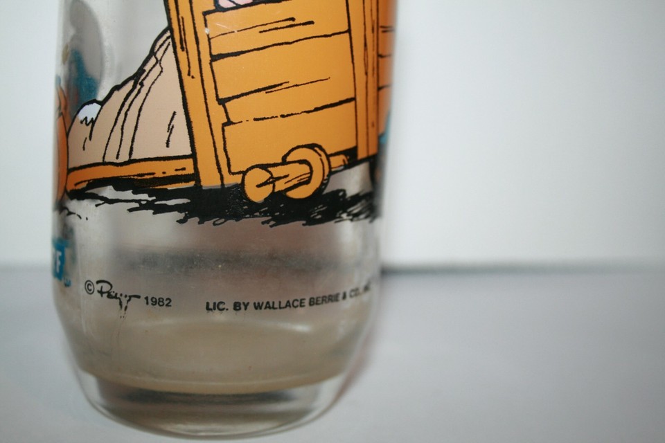 Smurf Water Highball Drink Glass Hefty Peyo 1982 vintage | eBay