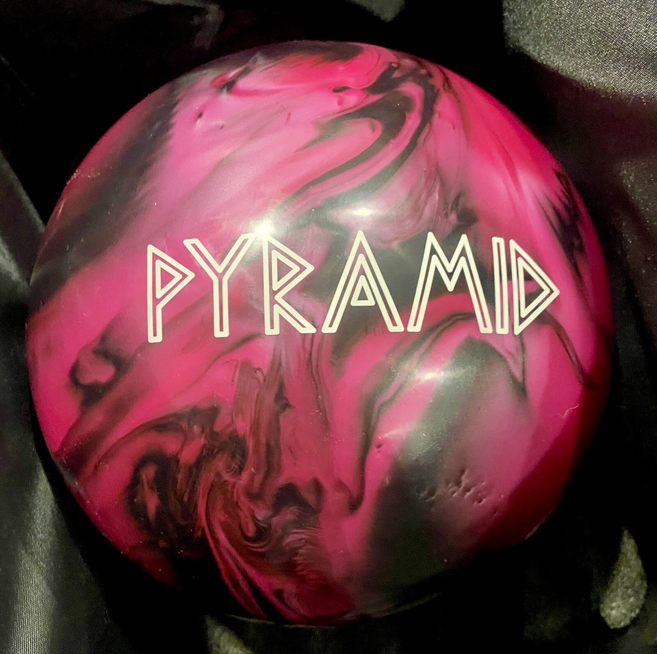 Pyramid Path Rising Pearl Bowling Ball - Black/Hot Pink With BSI Roller ...