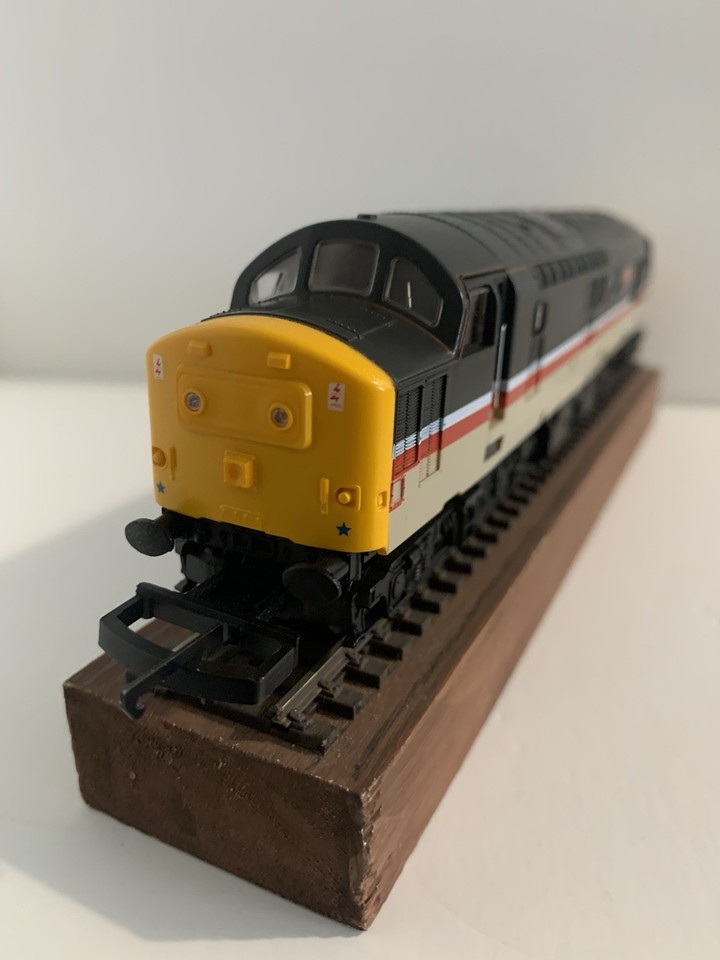 Lima Class 37 Diesel Locomotive | eBay UK