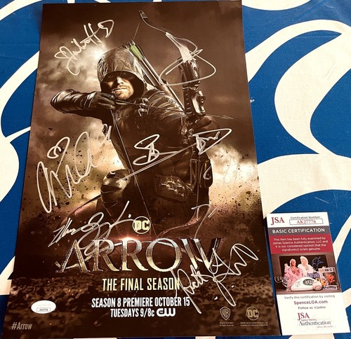 ARROW cast signed 2019 SDCC poster Stephen Amell David Ramsey Katie ...