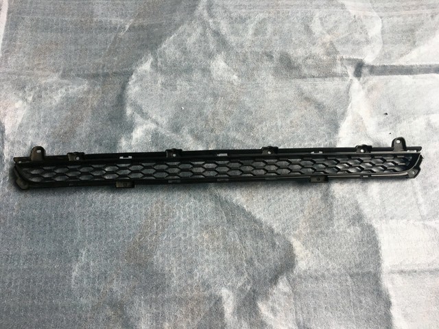 KIA SORENTO FRONT BUMPER LOWER GRILL TRIM OEM P/N: 86522-2P000 | eBay