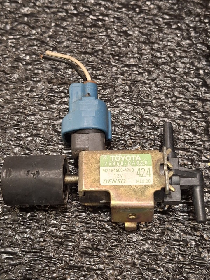Toyota Vacuum Valve Swith Connector 25860-0A010 MX184600-4240 **424 ...