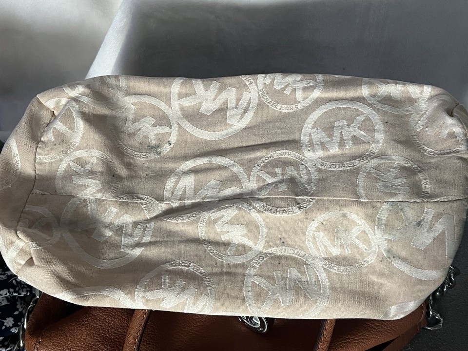 Michael Kors Hamilton Leather Tote Bag Chain Link Handle Lock And Key ...