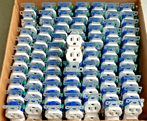 80 NEW Eaton 270W White 15A Duplex Outlet Receptacles 5-15R 125V LOT ...