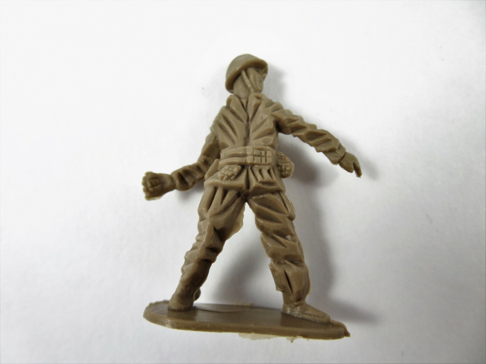 Brown Army Men Toy Plastic Soldiers Miniature Figures Lot Of 30 Pieces ...