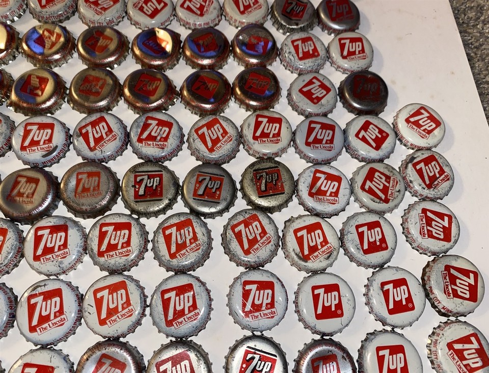 190 7up Pop Used Vintage bottle caps Pop Art Folk Art Mix Different ...