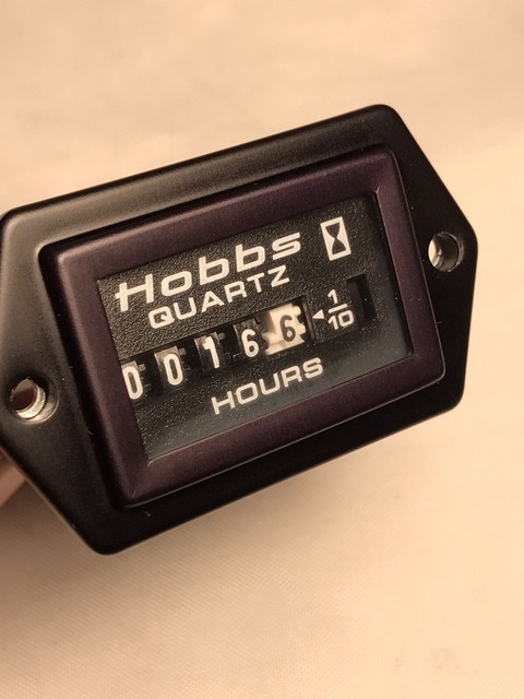 HOBBS QUARTZ Hour Meter HONEYWELL 85000-12 85000 Hours Counter DC 10-32 ...