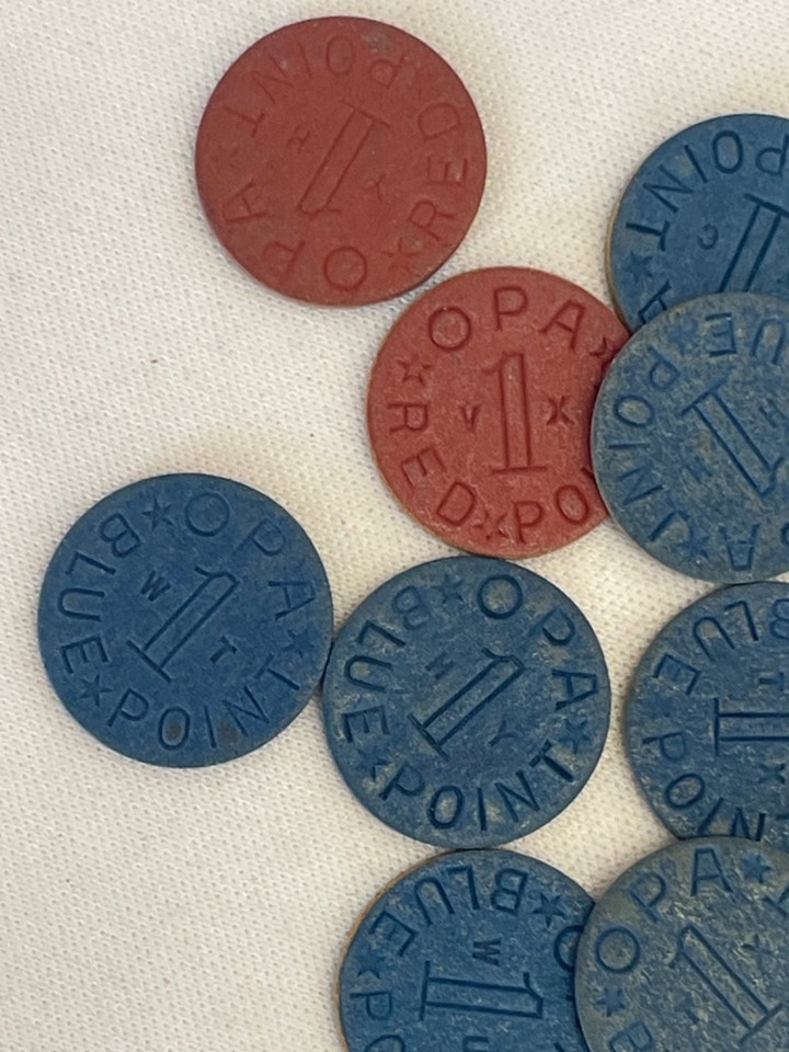 Vintage WWII War OPA RATION TOKEN Lot - Red & Blue - 20 Coins | eBay