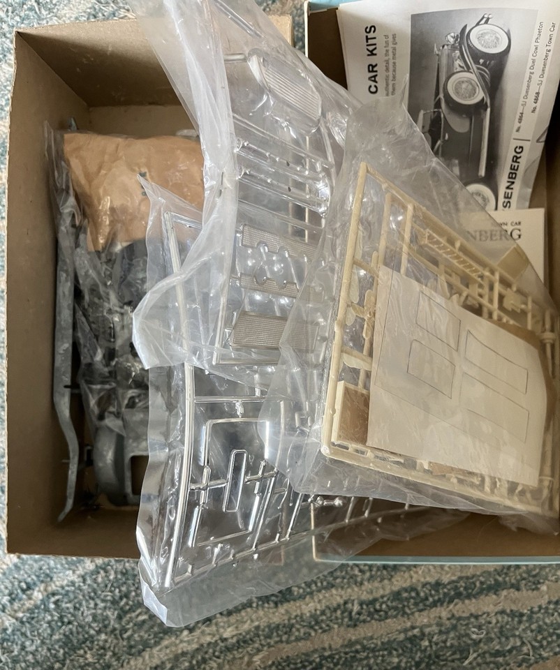 Vintage Hubley SJ Duesenberg Town Car 1:18 Scale Metal Model Hobby Kit ...