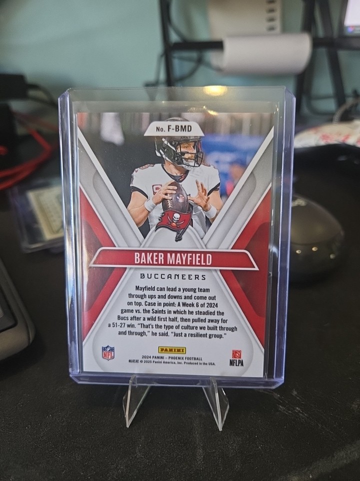 2024 Panini Phoenix - Baker Mayfield Flex Tampa Bay Buccaneers Case Hit ...