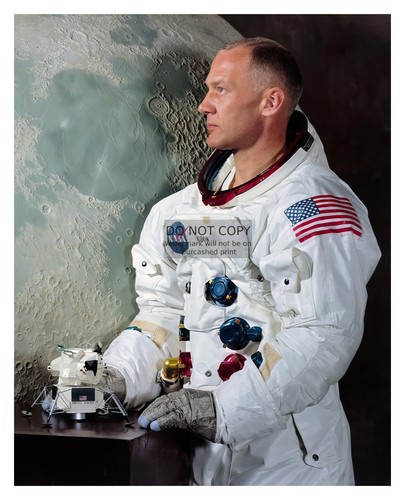 BUZZ ALDRIN IN SPACE SUIT ASTRONAUT APOLLO 11 GEMINI 12 8X10 PHOTOGRAPH ...