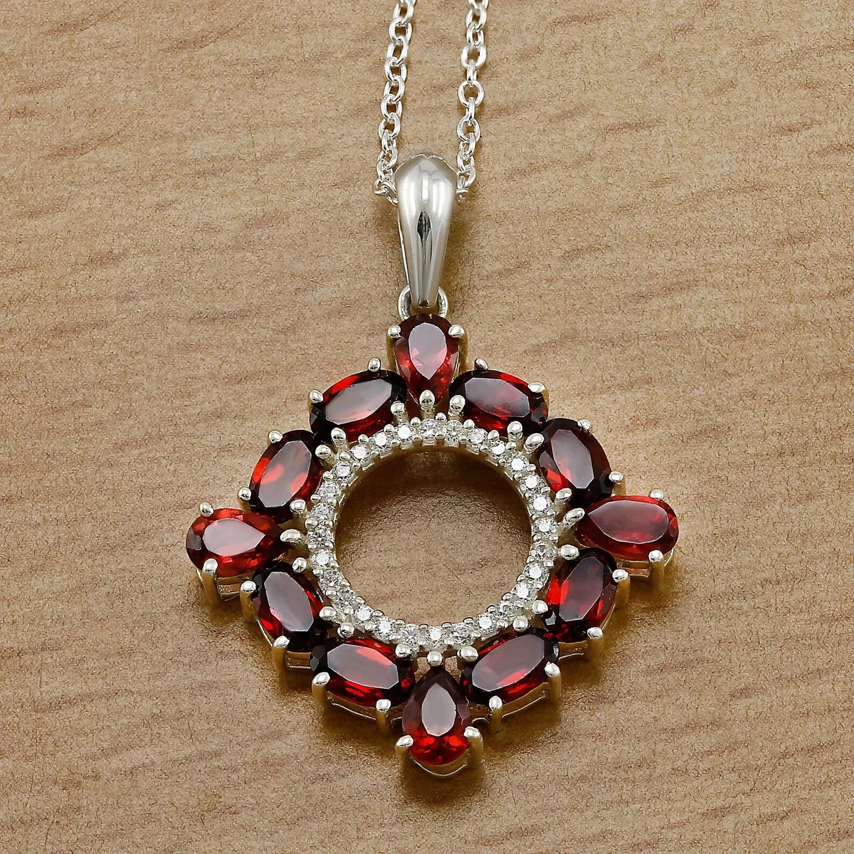 Hessonite Pendant