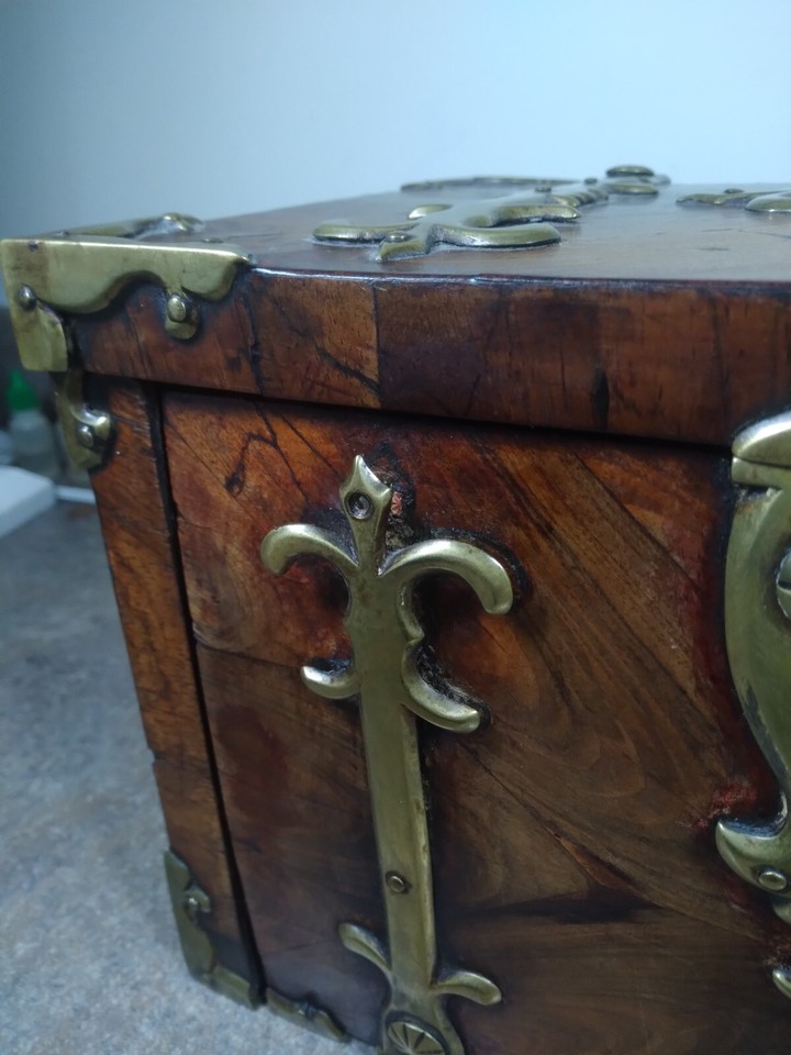 Exceptional Antique 17th Century Brass Bound Wood Jewelry Trinkets Lock ...