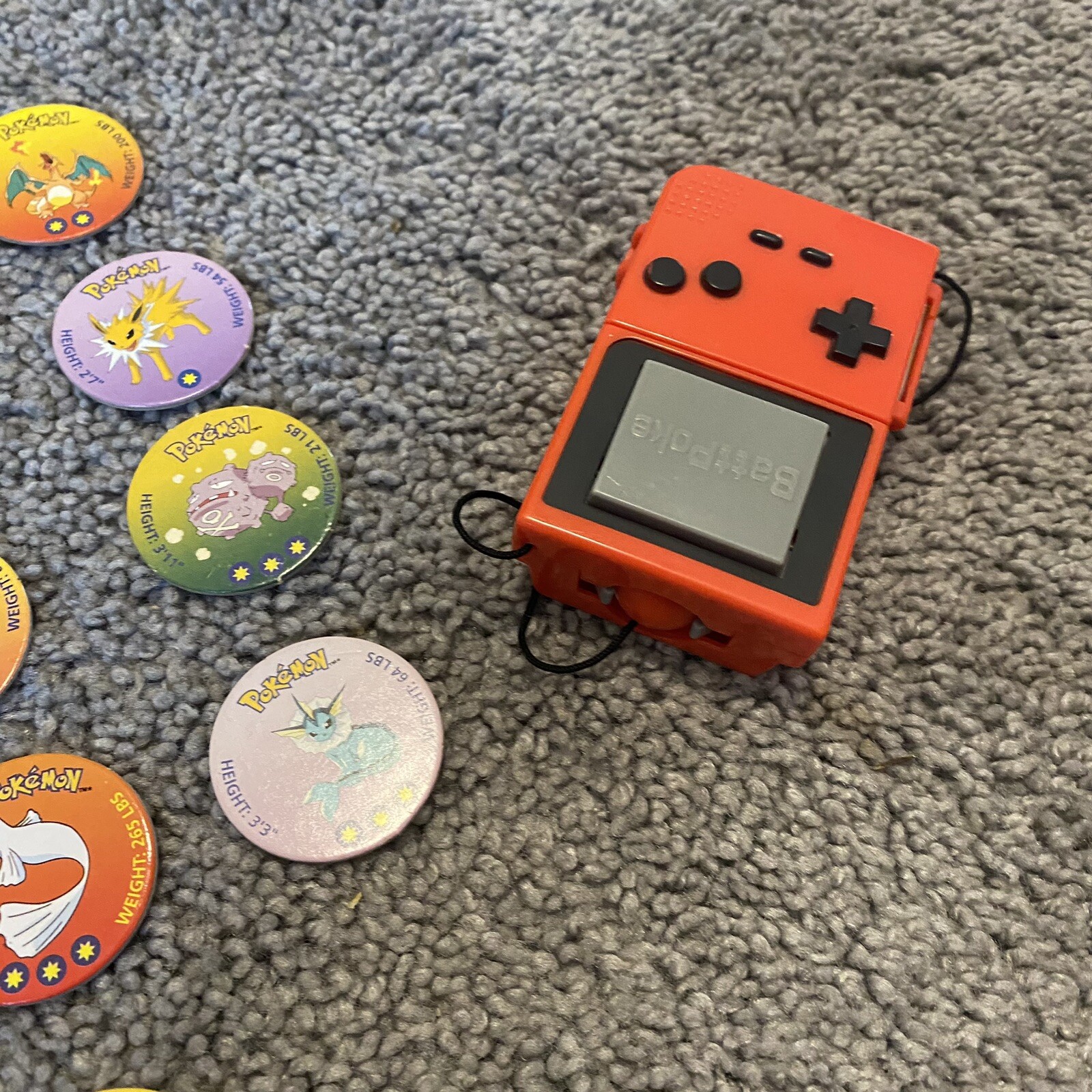 Vintage Pokemon Battle BattPoke Ball Blaster Toy with 14 Discs Red ...