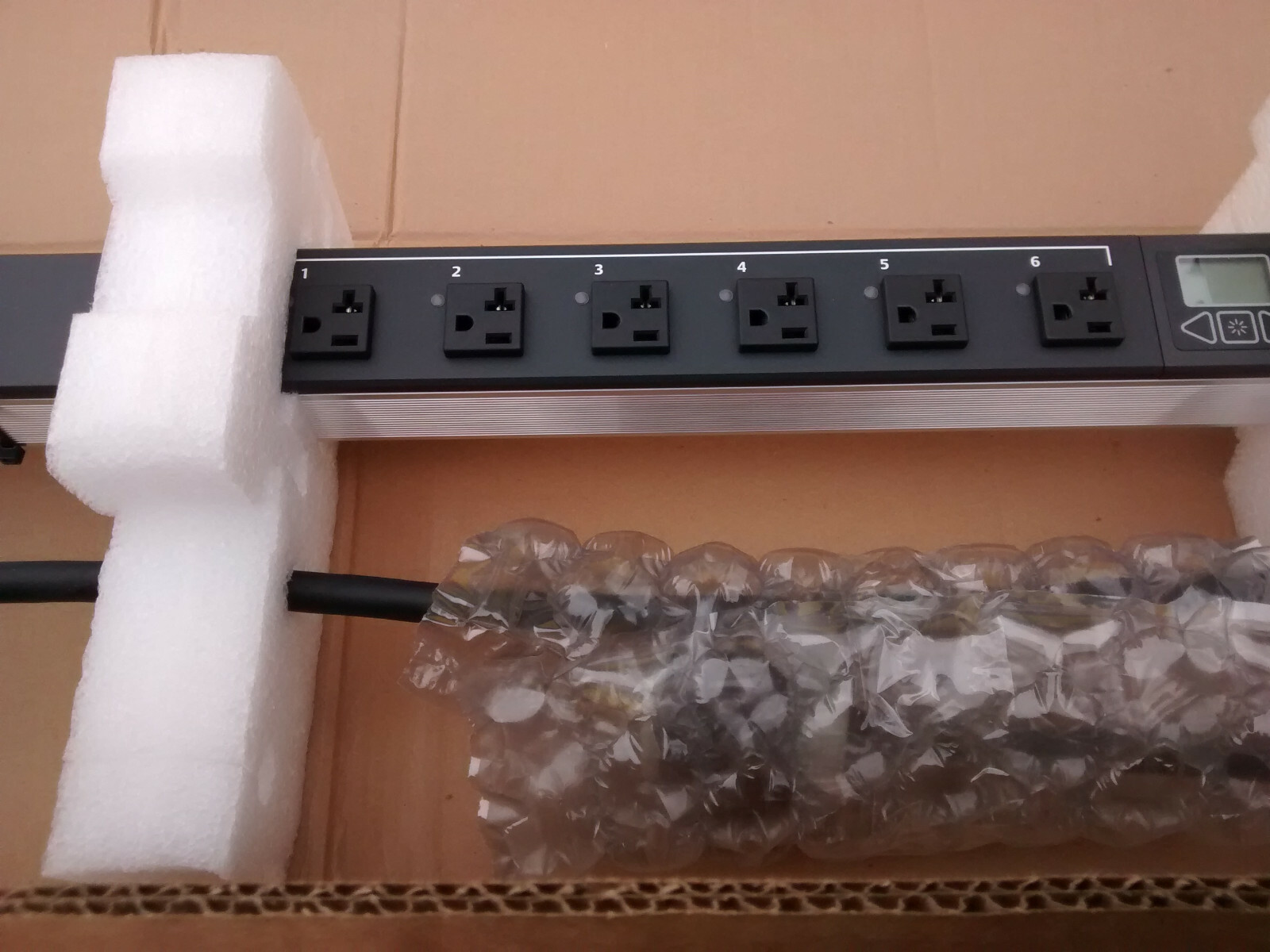 VERTIV Network Power MPH2 Managed Rack PDU MPHR1404 30A (18) 5-20R ...