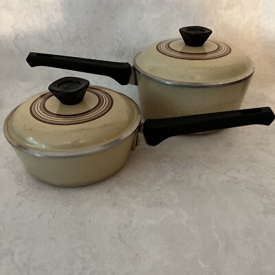 Vintage Aluminum Club Pots Sauce Pans Yellow Tan & Brown Stripe w Lids ...