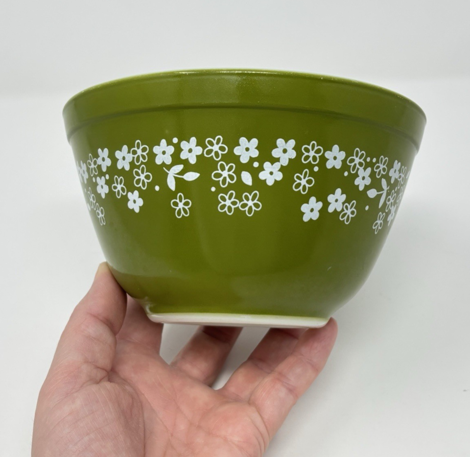 Vintage Pyrex Spring Blossom Crazy Daisy Small Mixing Bowl 401 Green 1 ...