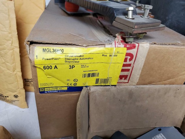 Square D MGL36600 600A 3P 600VAC Molded Case Circuit Breaker for sale ...