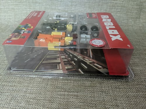 Simoon68 Golden God Two Figure Bundle Includes 2 Virtual Items for sale ...