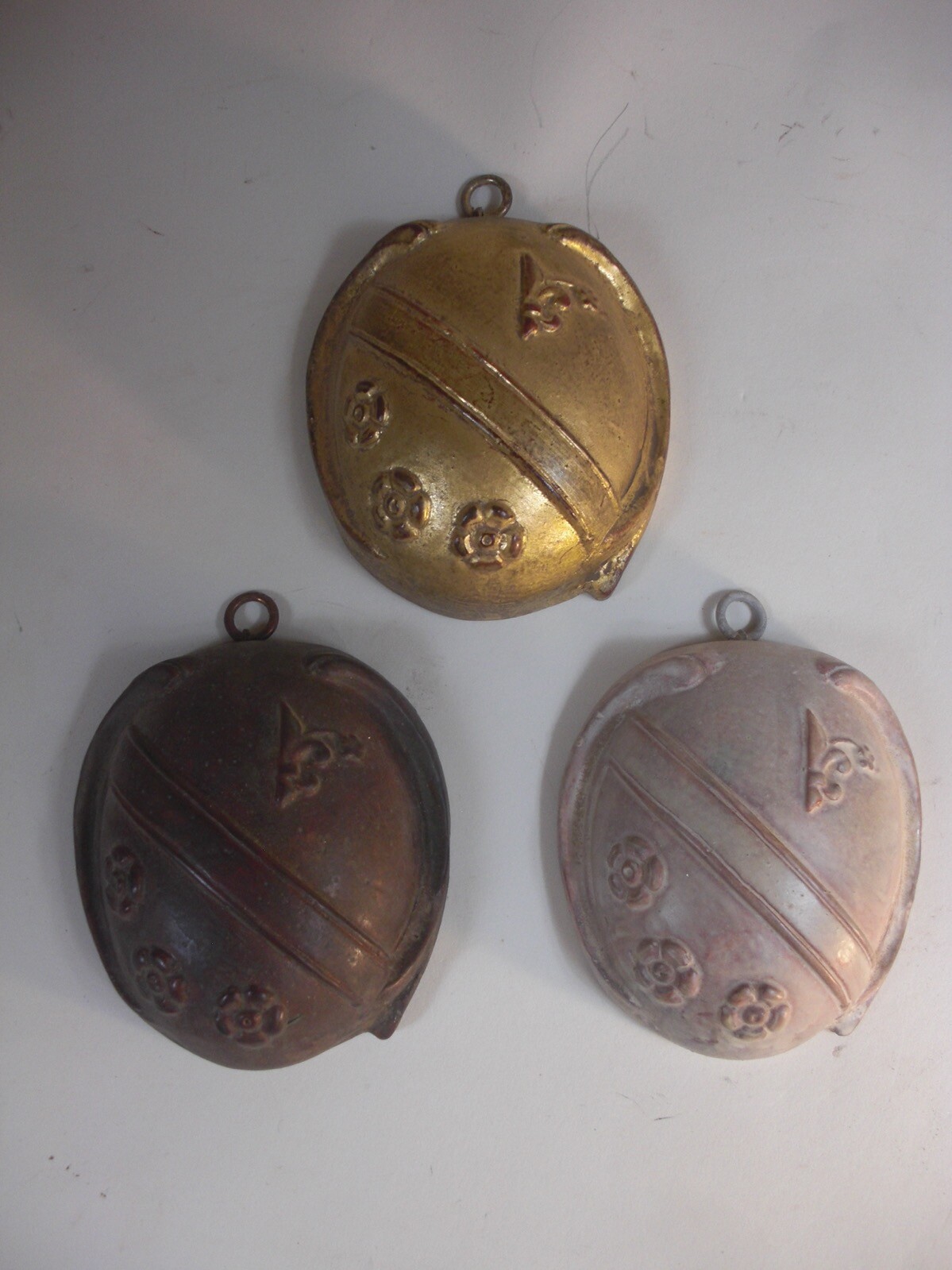 Beautiful Set of 3 French Family Crest Heraldic Medallion Plaque ...