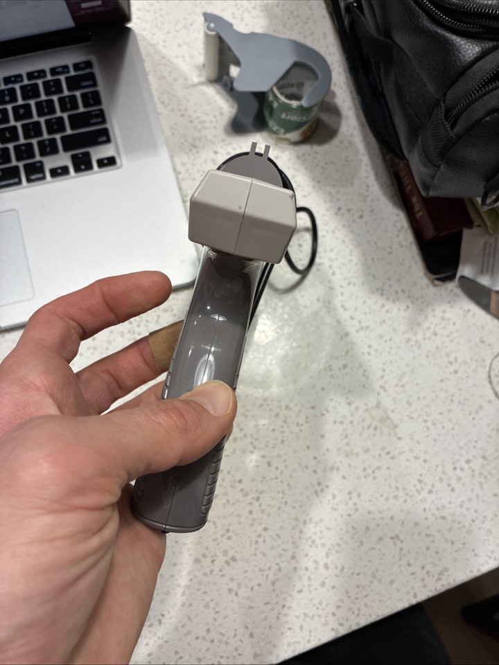 Genuine Nintendo NES Zapper Duck Hunt Gun Authentic NES-005 OEM ...