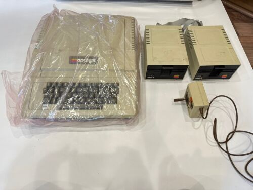 Vintage/Antique Apple II Plus Computer 48K Tested And Powers Up | eBay