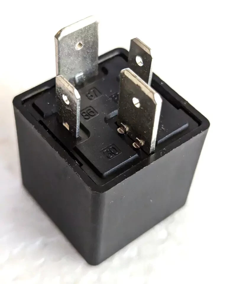 Song Chuan Relay 897-1AH-C-R1-U06-12VDC 70A 12VDC with Resistor | eBay