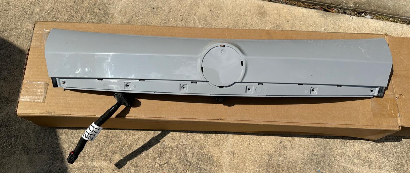 13-18+Buick+Encore+Liftgate+Tailgate+Hatch+Handle+Trim+Panel+42524773 ...