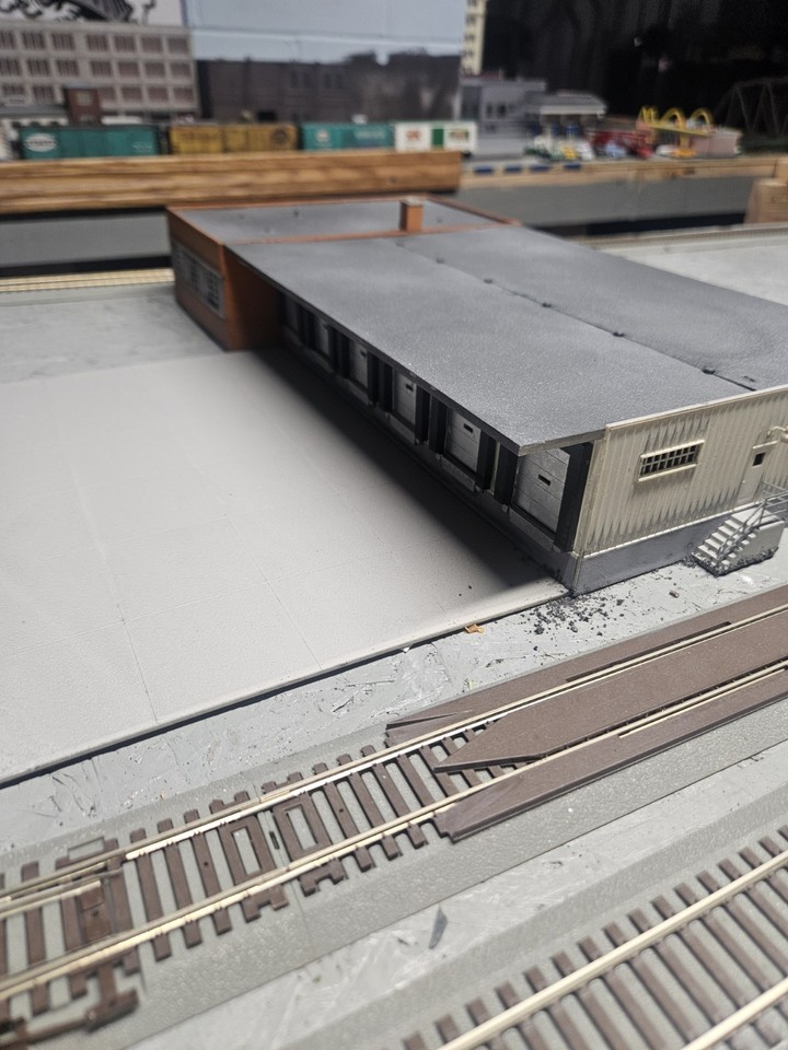 HO Scale Building Walthers Cross Dock Truck Facility Built Painted ...