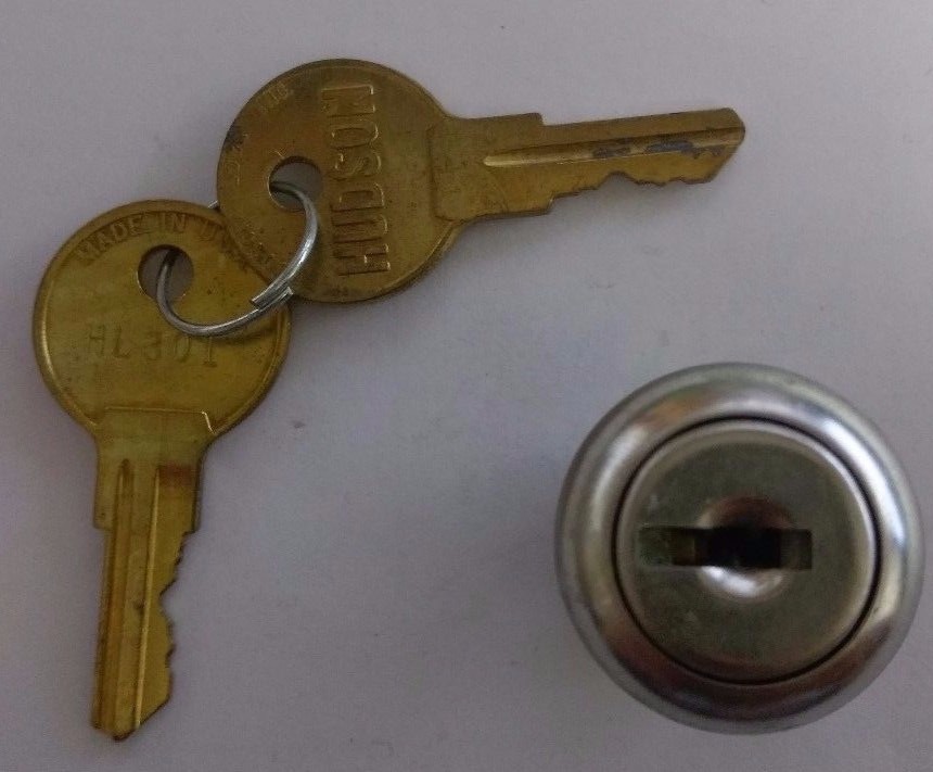 KEY #516 W/ LOCK FOR USE ON (TOOLBOXES,MAILBOXES,DESKS,SAFES) | eBay