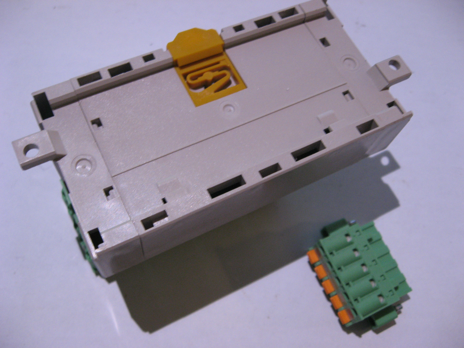 OMRON DCN1-3N DeviceNET T-Branch Tap - Used Qty 1 | eBay