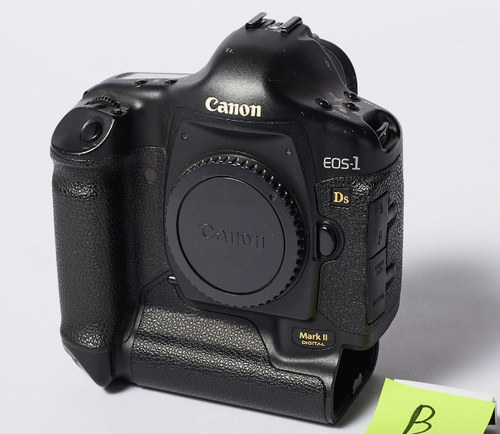 Canon EOS 1Ds Mark II 16.7MP Digital SLR Camera (Body Only) | eBay