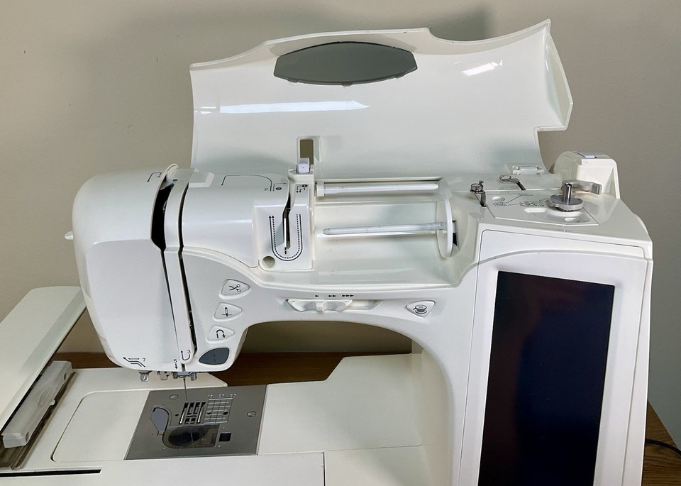 Disney Brother Pacesetter Sewing / Embroidery Machine ULT2002D Case ...