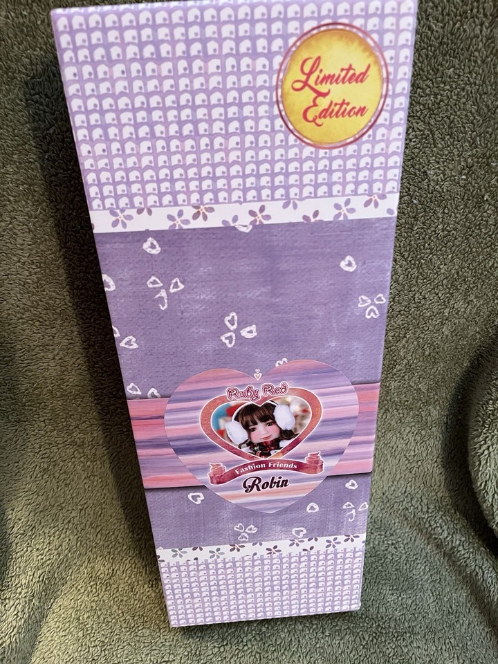 RUBY RED FASHION FRIENDS DOLL ROBIN RED COAT GINGERBREAD DRESS LTD MIB ...