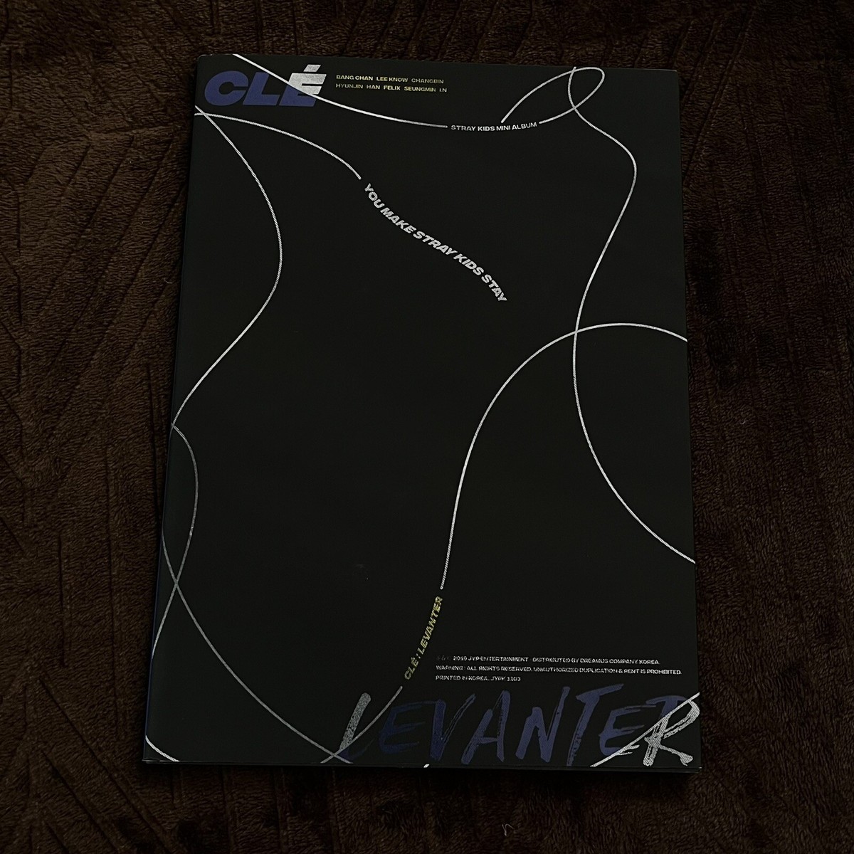 discount storeonline ss19 Stray Kids levanter limited edition album