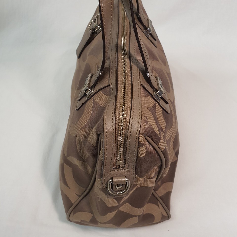 Auth COACH Signature Tan Signature Taylor OP Art Satchel H1373-F25503 ...